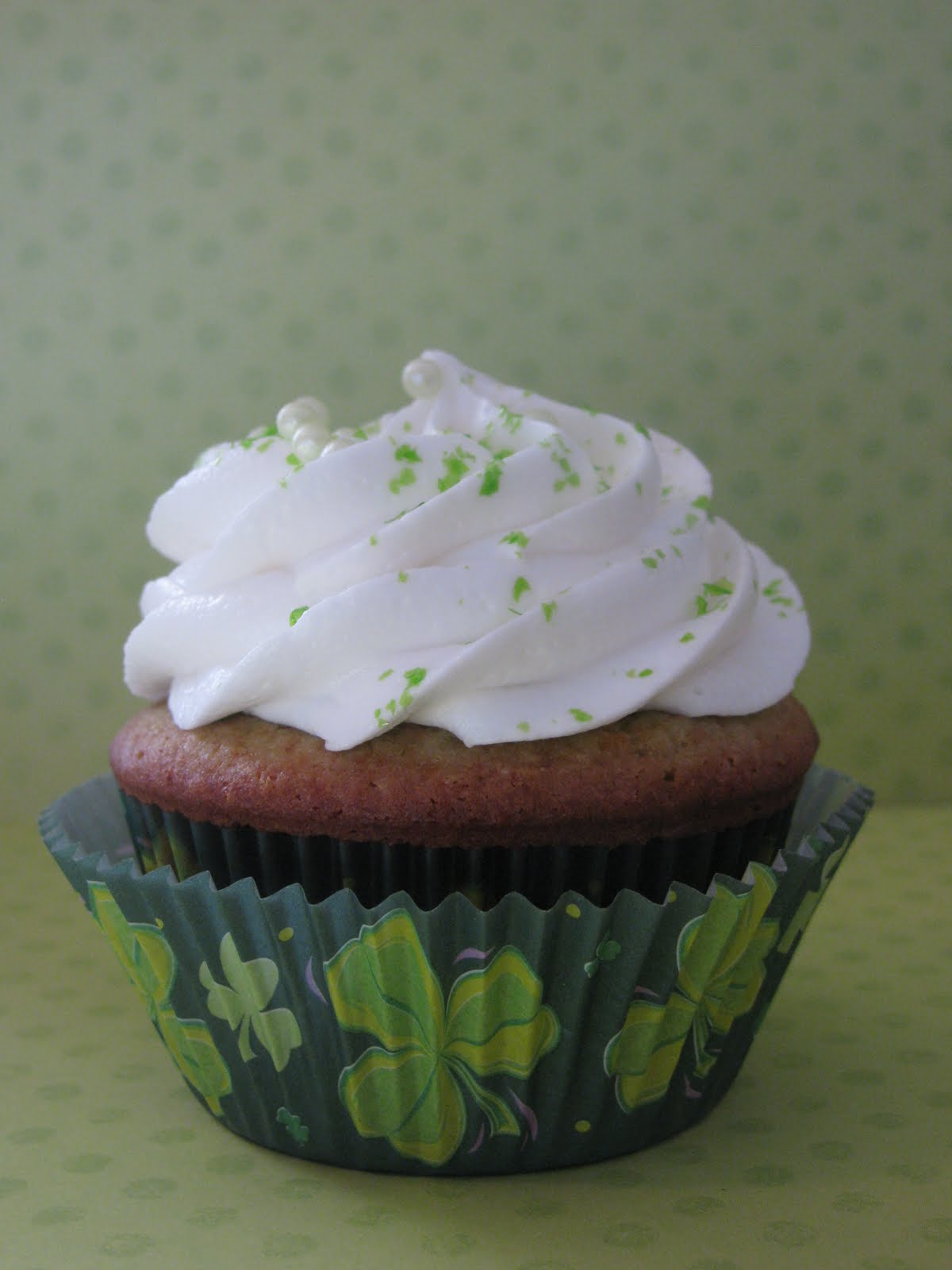 Hey, THAT's a Cupcake!: St. Patrick's Day Cupcakes