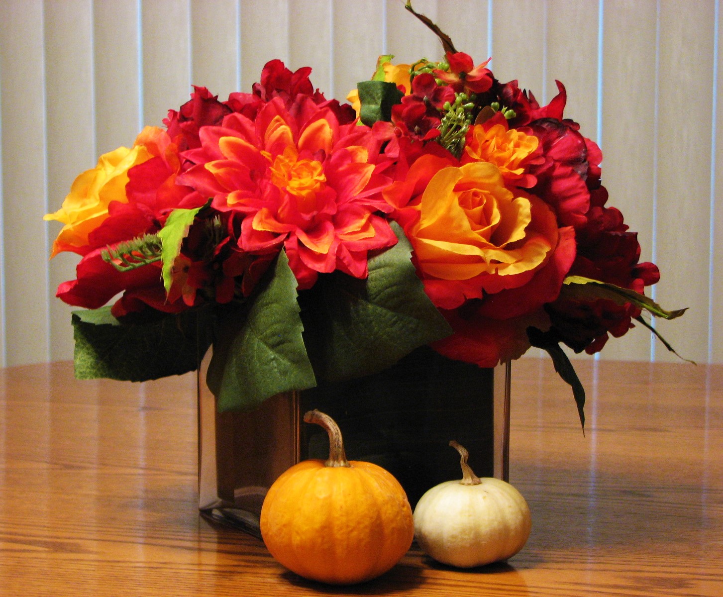 Sweet Home Indiana: Super Easy Fall Floral Arrangement