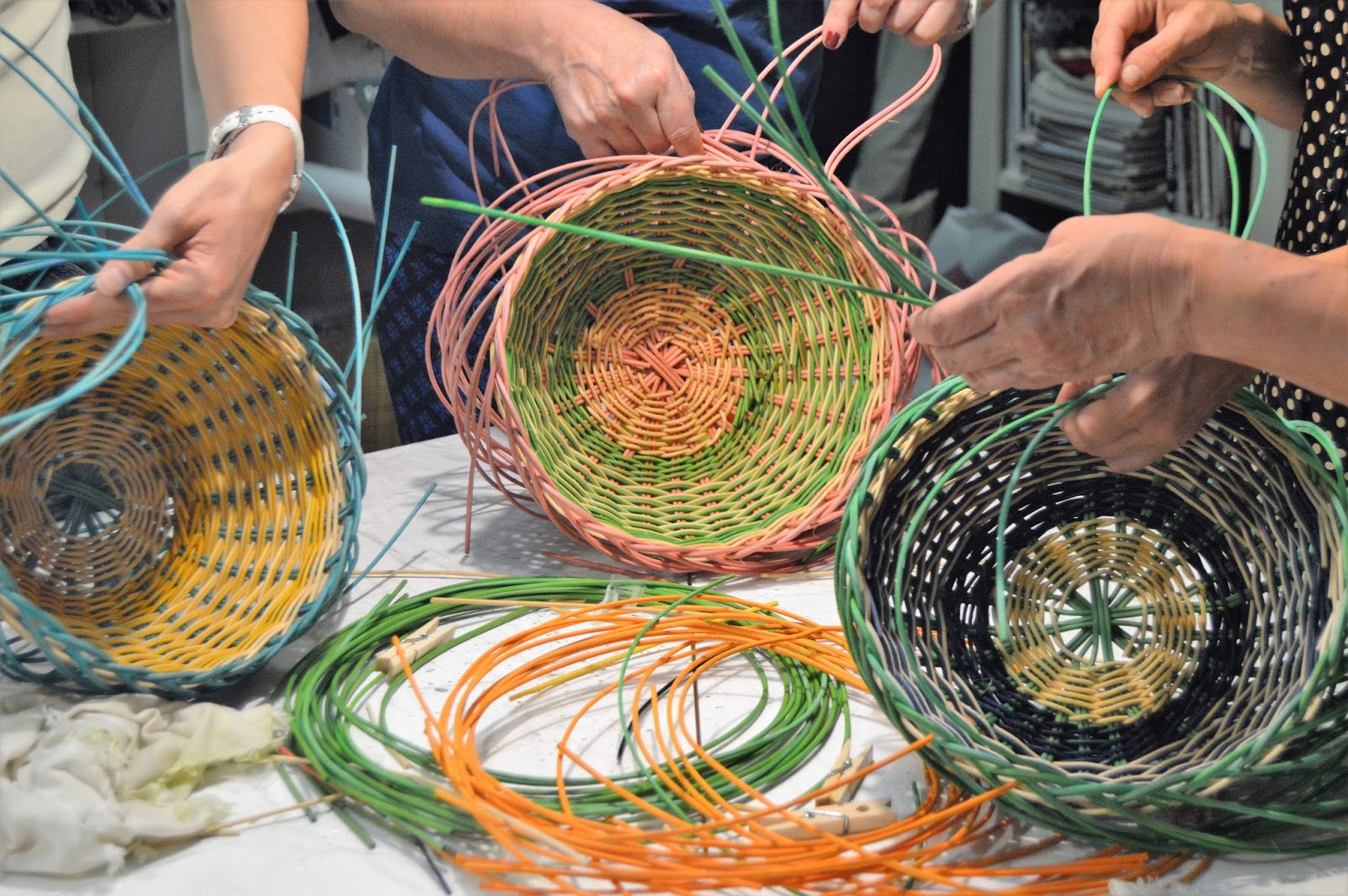 la laborteca de Julia: TALLER DE CESTERÍA EN LA LABORTECA