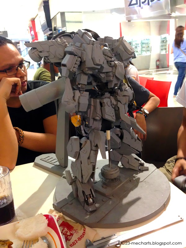 Full Scrap Built Mecha modeling by Mark Bersola - Digital Art