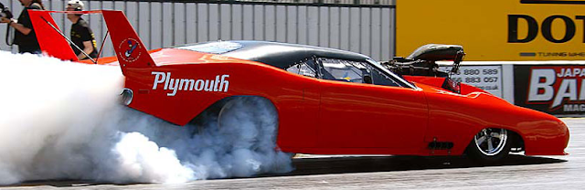School of Hot Rod: Pro-Mod Beauty Contest..'Cuda or the 'Bird?