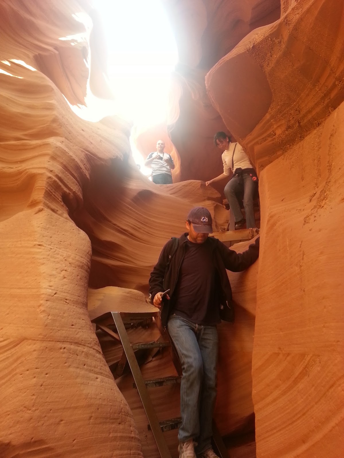 Nicki's Favorite Hikes: Antelope Slot Canyon, Utah