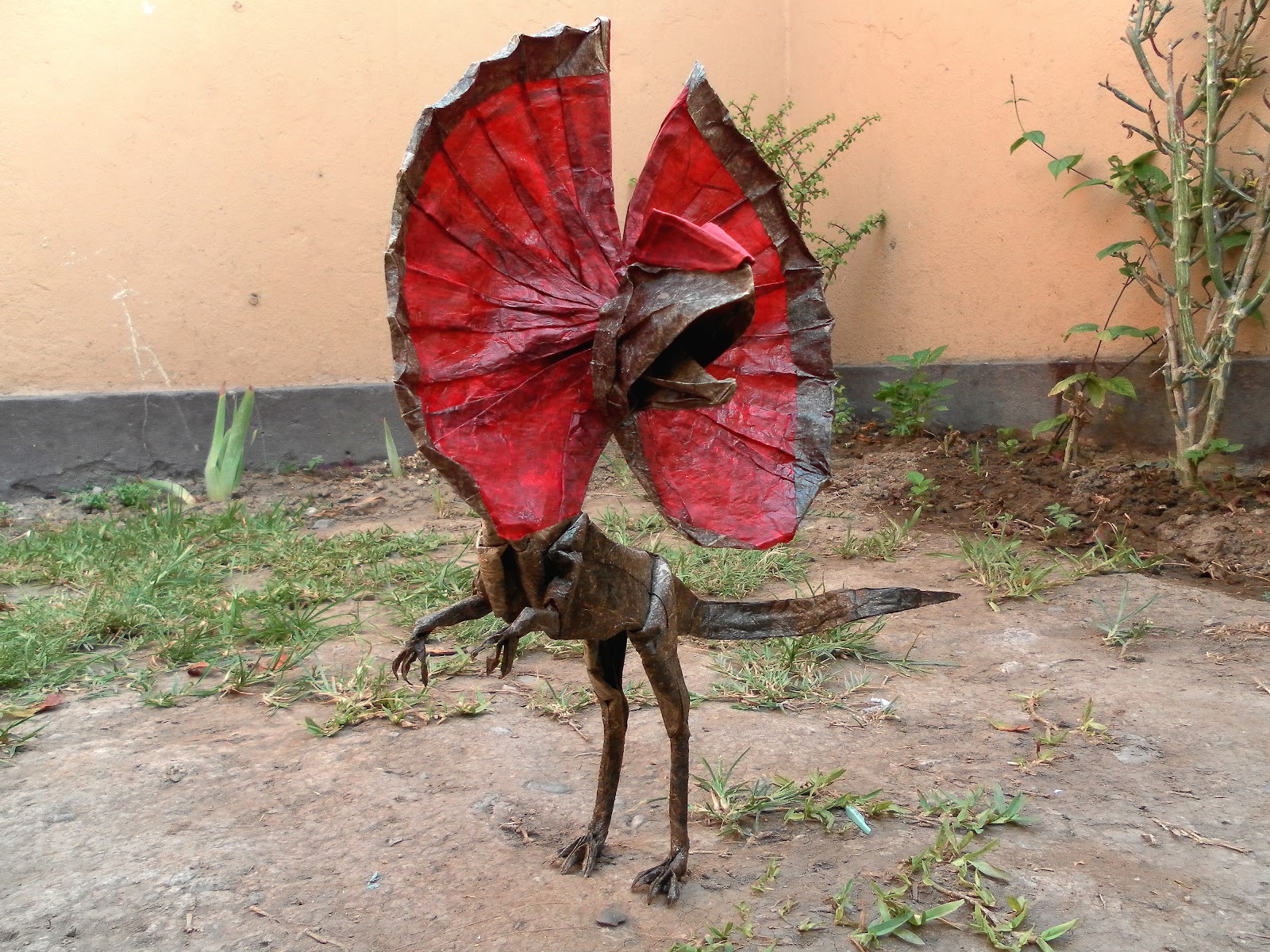 Mariano-Mi mundo el Origami: Dilophosaurus