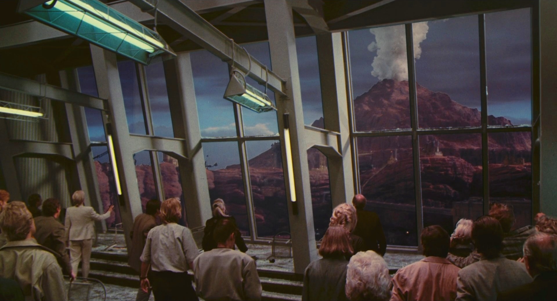 HD images from Total Recall (1990) movie | human Mars