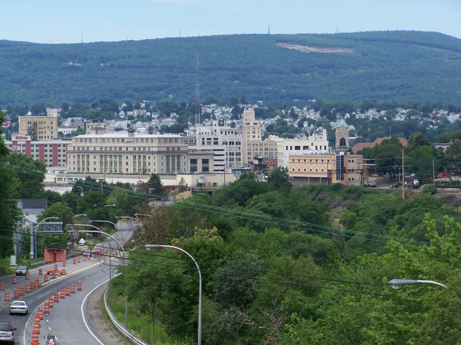 Frank's Place: Scranton Skyline