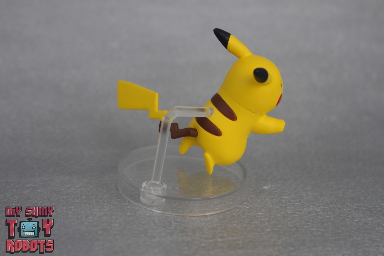 My Shiny Toy Robots: Toybox REVIEW: Figma Red