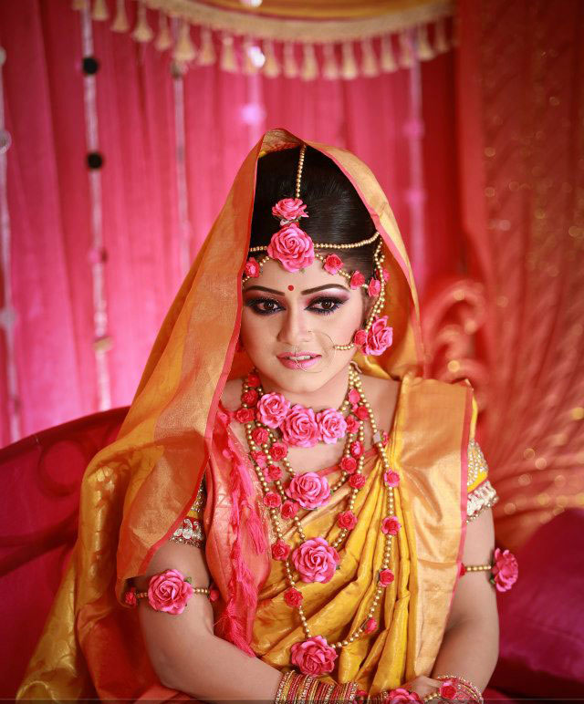 Wedding Snaps: Special Holud ProgrammeWedding Snaps