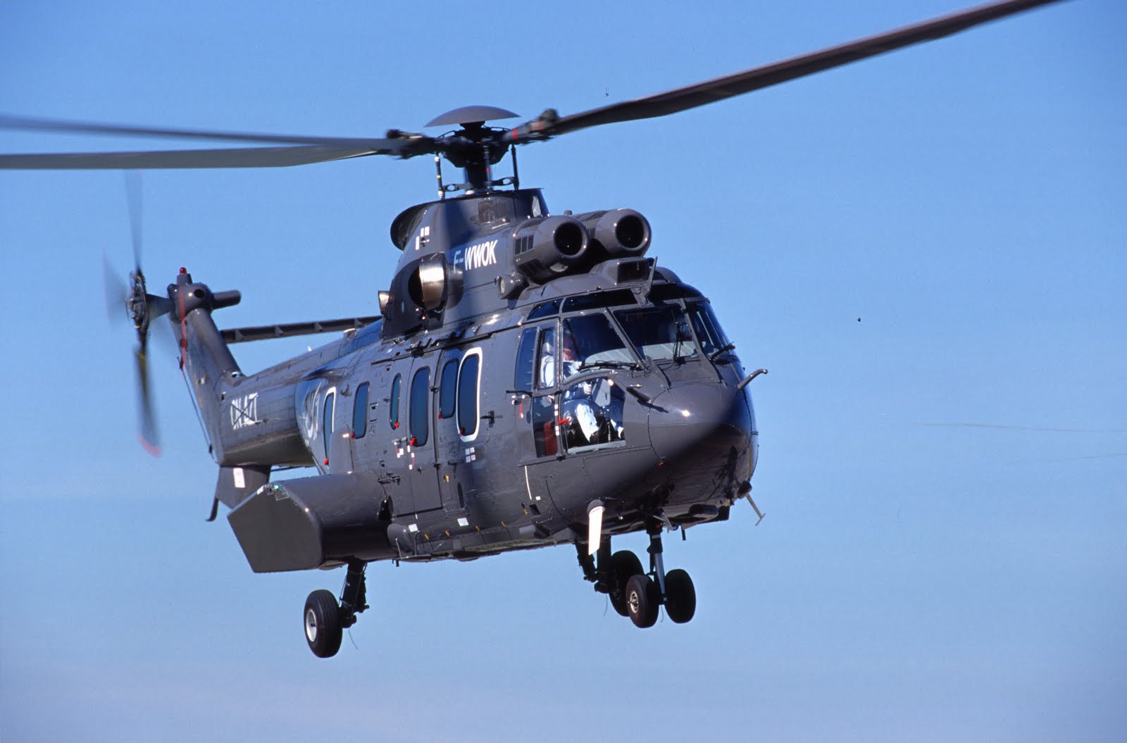 Helicopter Photos: AS332 Super Puma