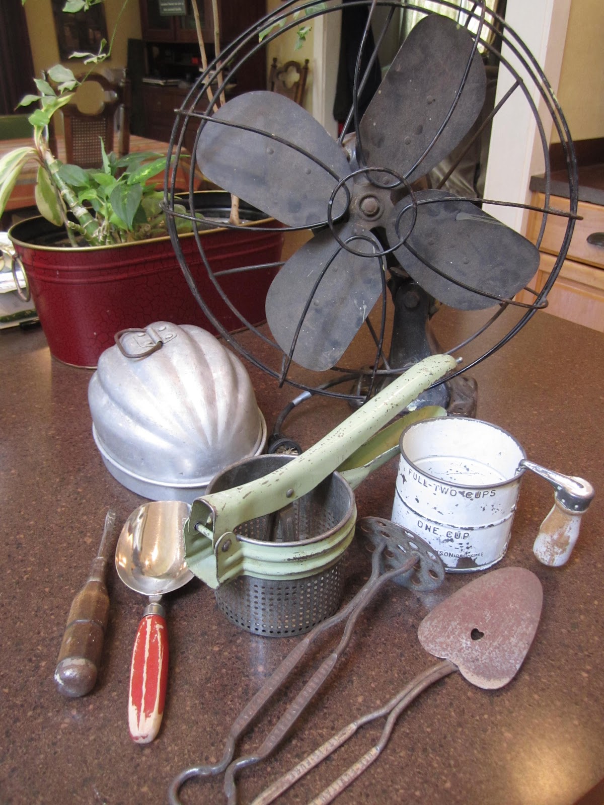 Goin' Over The Edge: It's all girly-girl for Monkey Challenge #108