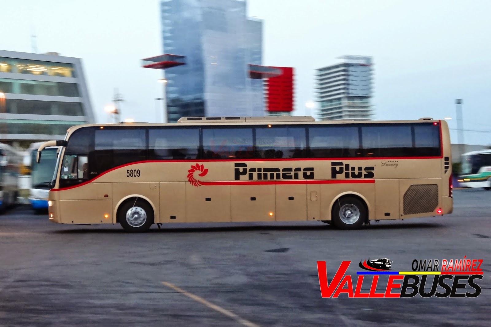 Vallebuses: 01166 - Primera Plus