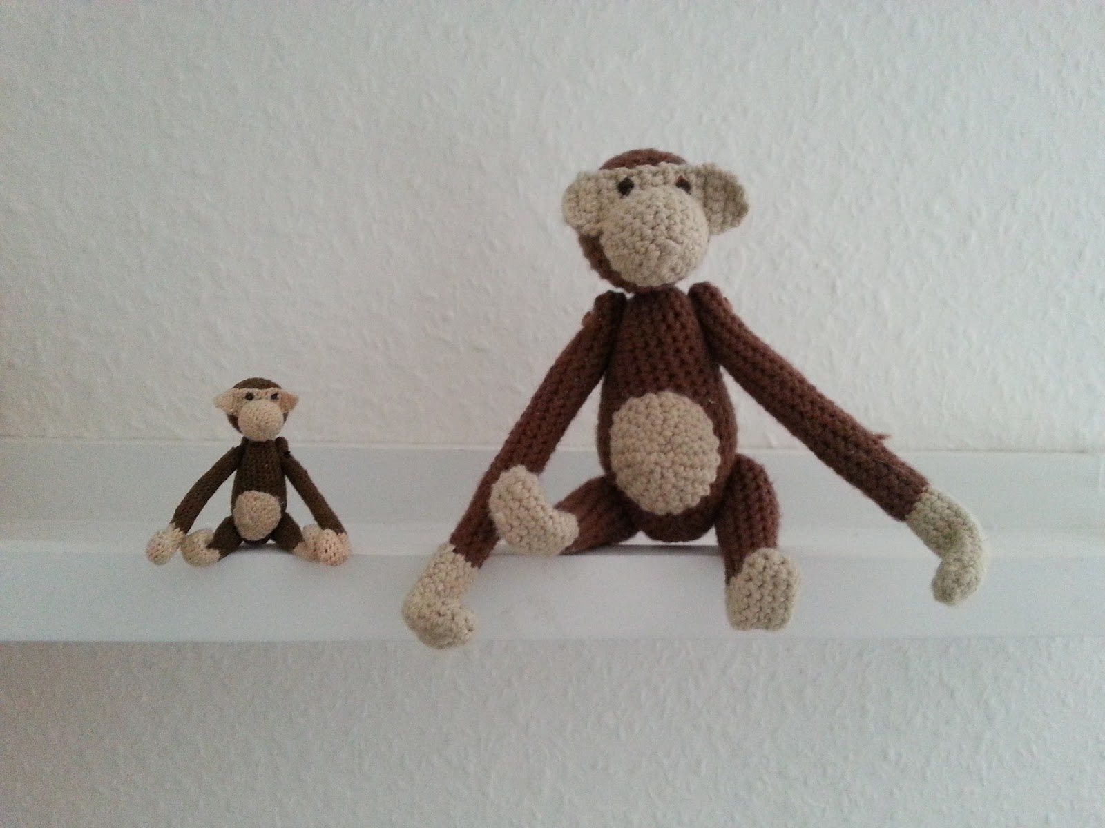 byoestergaard: Hæklet mini abe