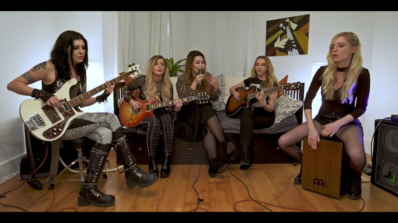 Sarah Michelle, Becky Baldwin, Rosie Botterill: Dorja - Use You ...