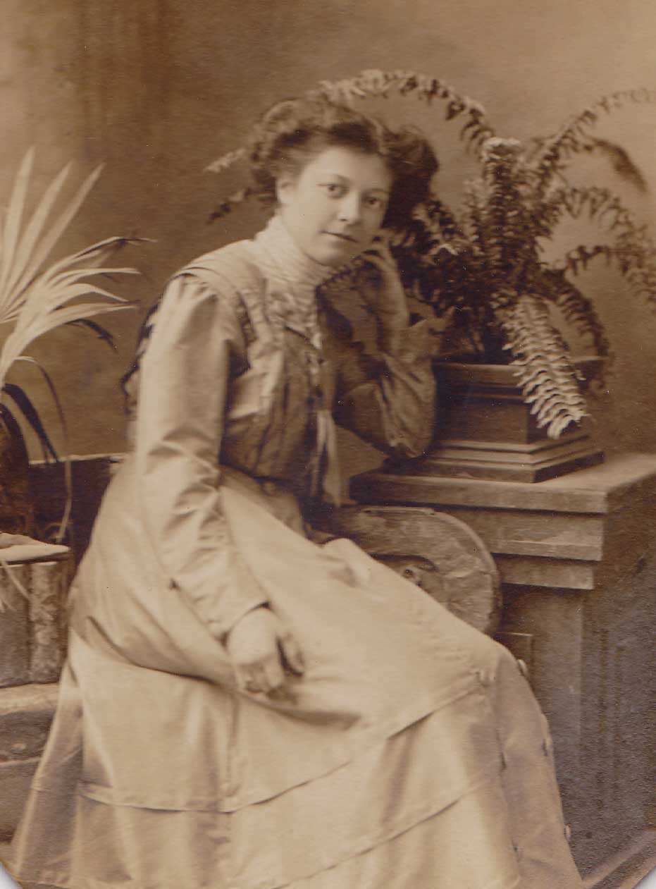 DayDreamnWorld: MOMs for Warm Heart Wednesday #25