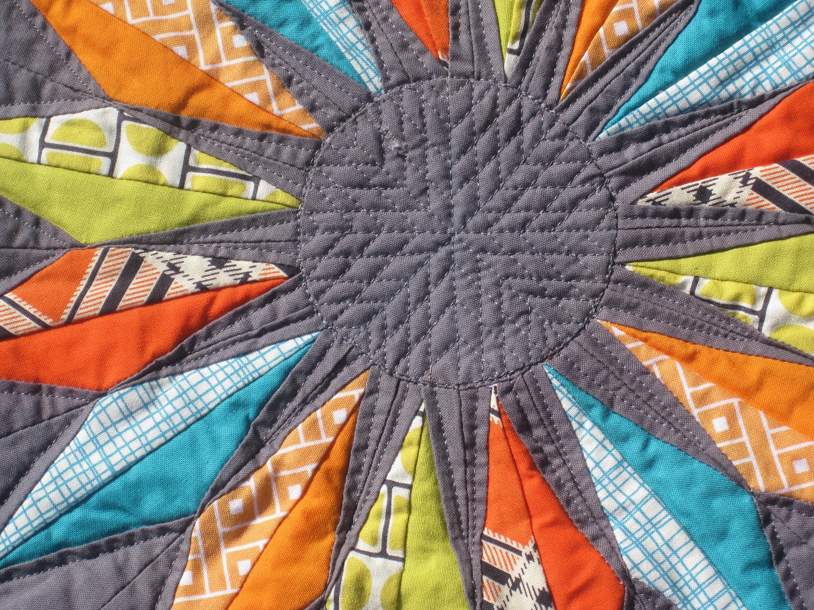 A Labour of Love: Diamond Ring Quilt for DUDQS3
