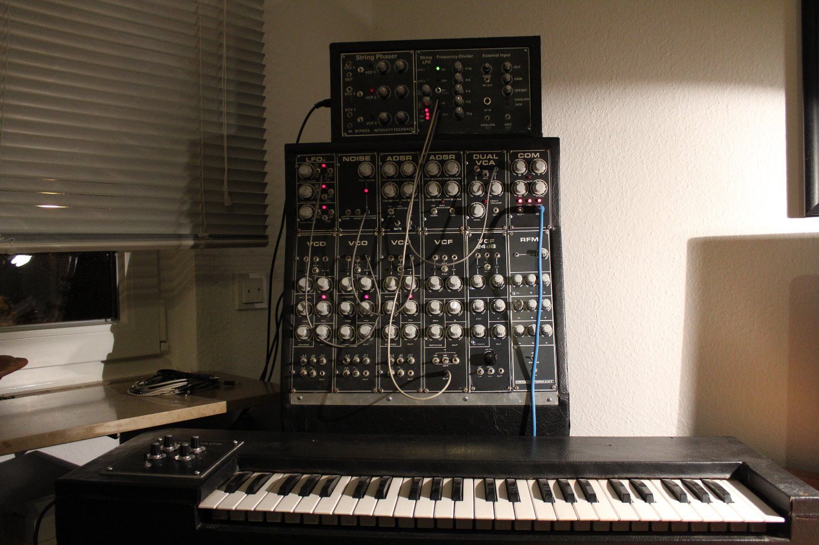 MATRIXSYNTH: Elektor Formant Vintage Modular Synthesizer w/ Doepfer ...