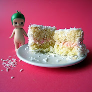 Delicious Delicious Delicious: Lemon Bliss Bundt Cake