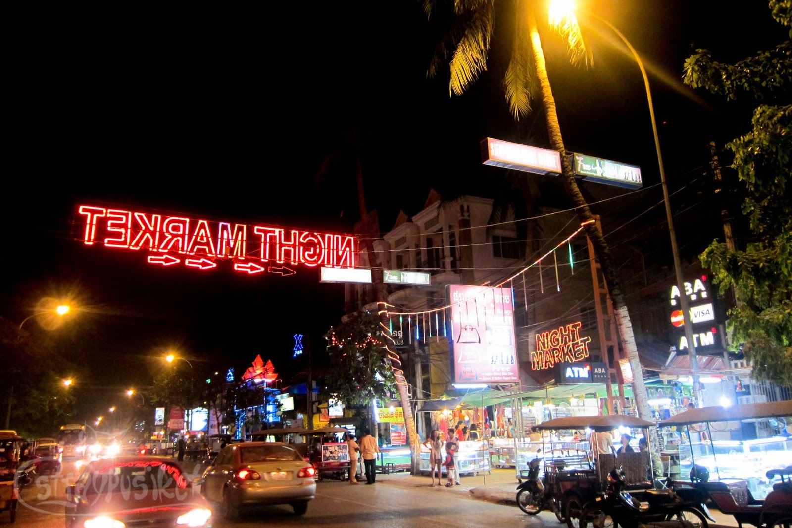 Siem Reap Night Market and Angkor Beer