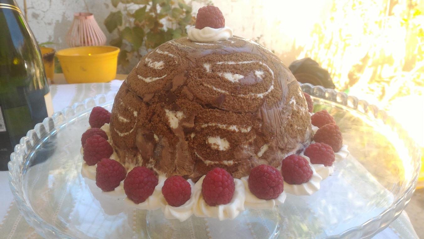 Bomba gelada tricolor - O cantinho da Isabel