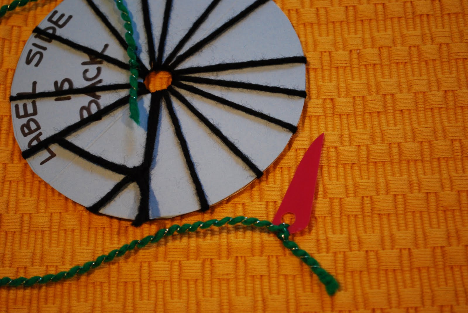 Make It... a Wonderful Life: CD Weaving Tutorial