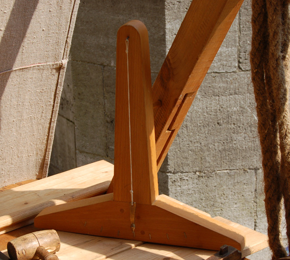 St. Thomas guild - medieval woodworking, furniture and other crafts ...