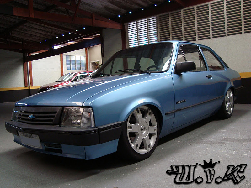 C4: Chevette Rebaixado + Rodas aro 16"