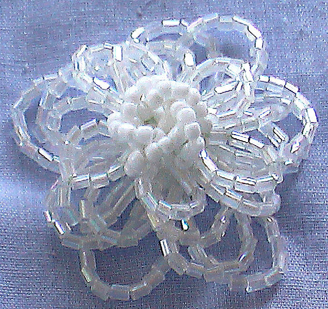 Craft Cove Blog: FREE BEADED FLOWER TUTORIAL