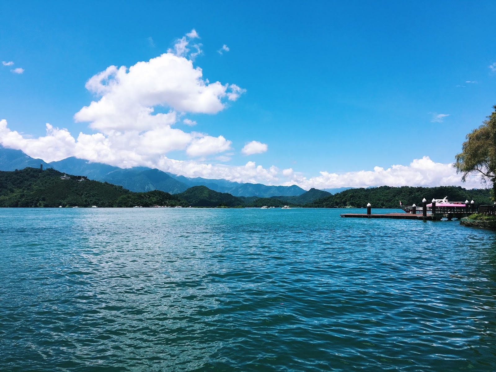 The Taiwan Adventure: More Than an Hour at Sun Moon Lake