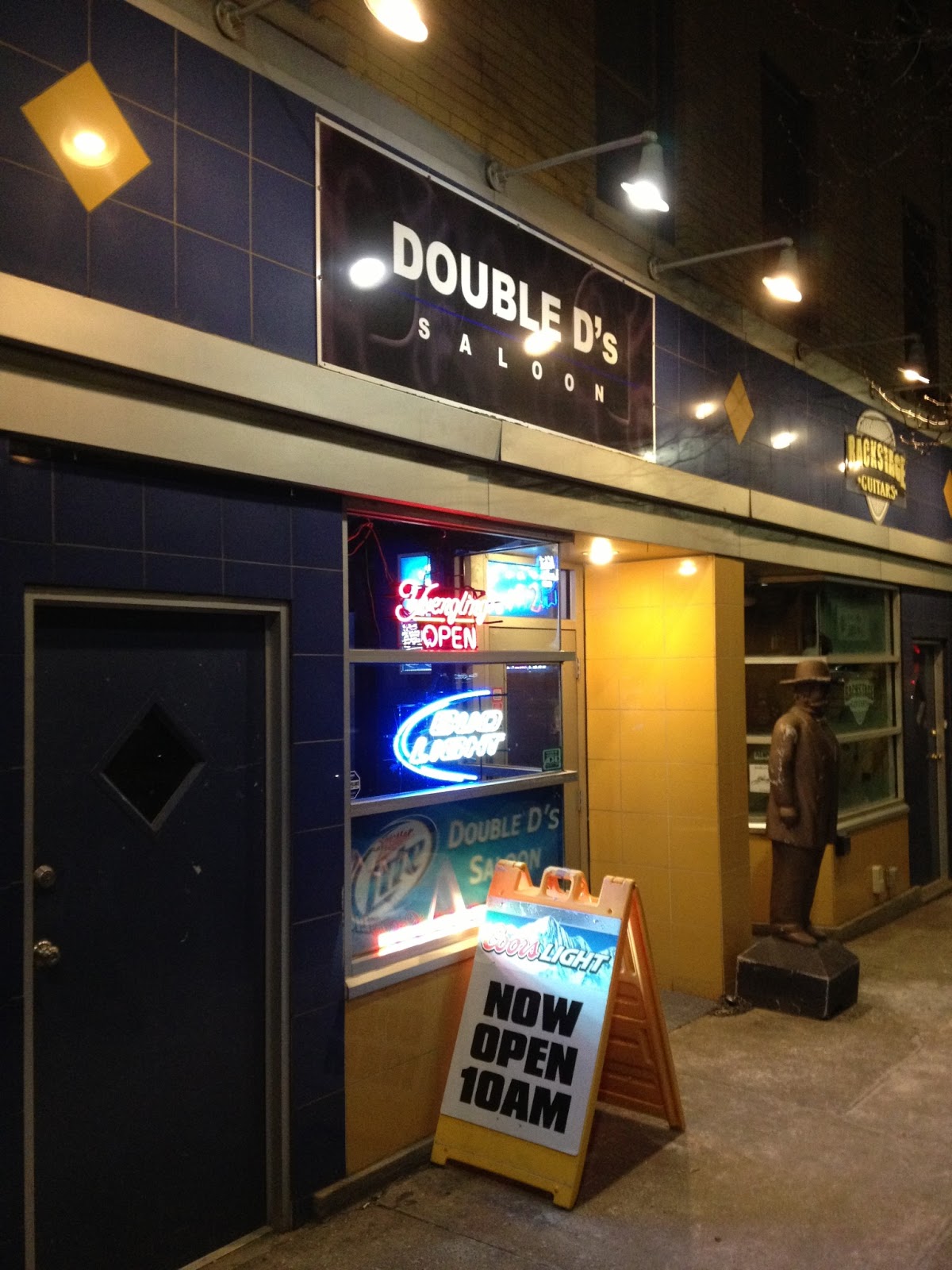 The Great Pittsburgh Pub Crawl: Double D Saloon