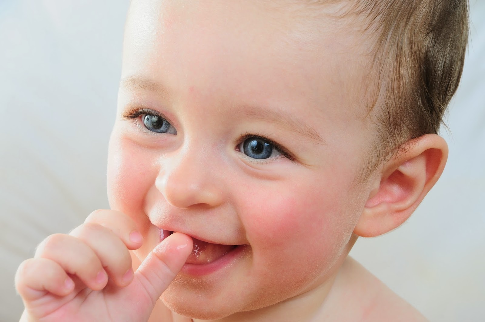 Bebês Sinceros: Olhos azuis ? Eles têm