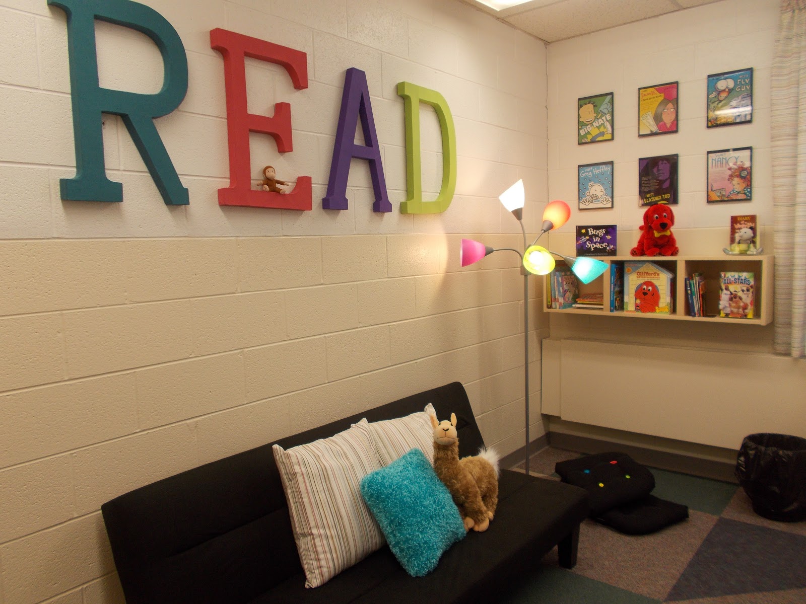 Talking Taylor Schools: Reading lounge at Myers becomes reality through ...