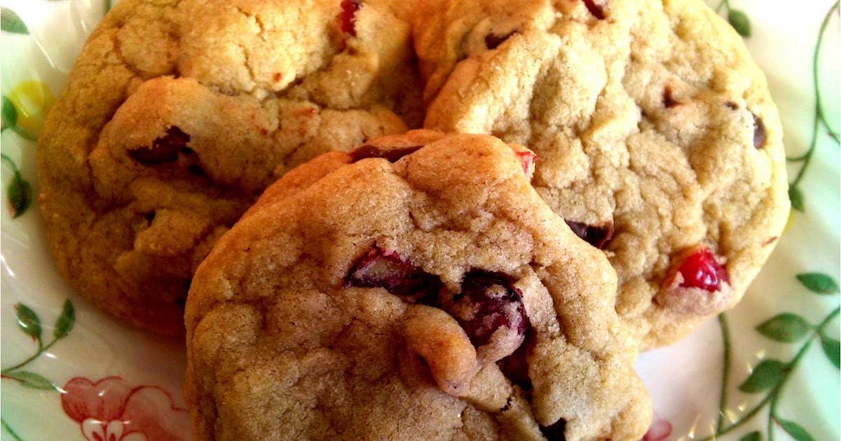 Spiced Cranberry and Chocolate Chip Cookies | Utterly Scrummy Food For ...