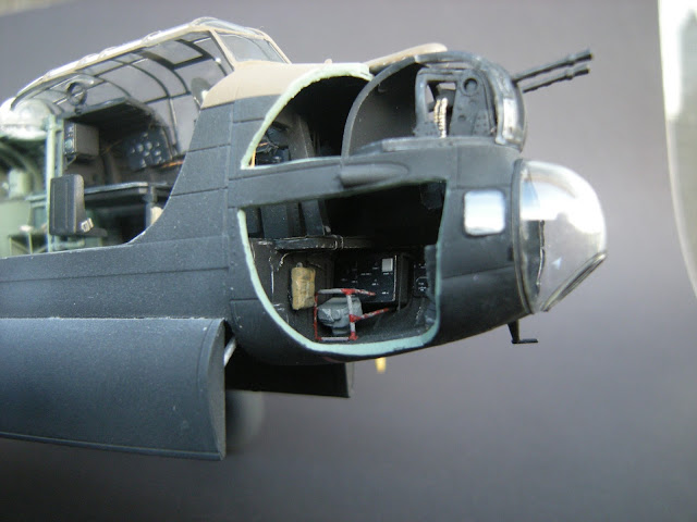 1/72 Scale Kits & Diorama: Lancaster BIII Cutaway Interior