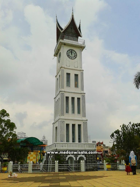 Inilah Jam Gadang Dengan Segala Keunikannya - Medan Wisata - Travel ...