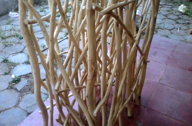 Meja Ranting Kayu | Your Title