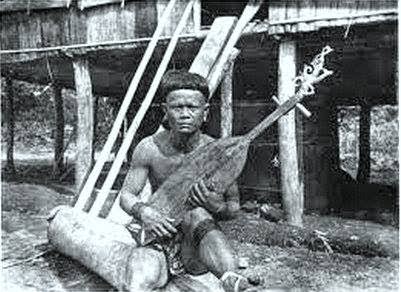 Indonesian Musical Instrument : Sape (East Borneo)