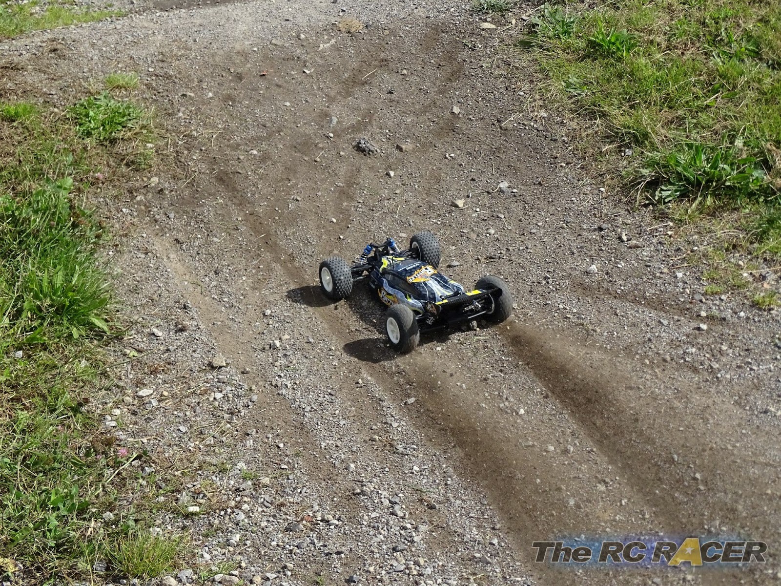 H.King 1/8 Rattler Review | The RC Racer