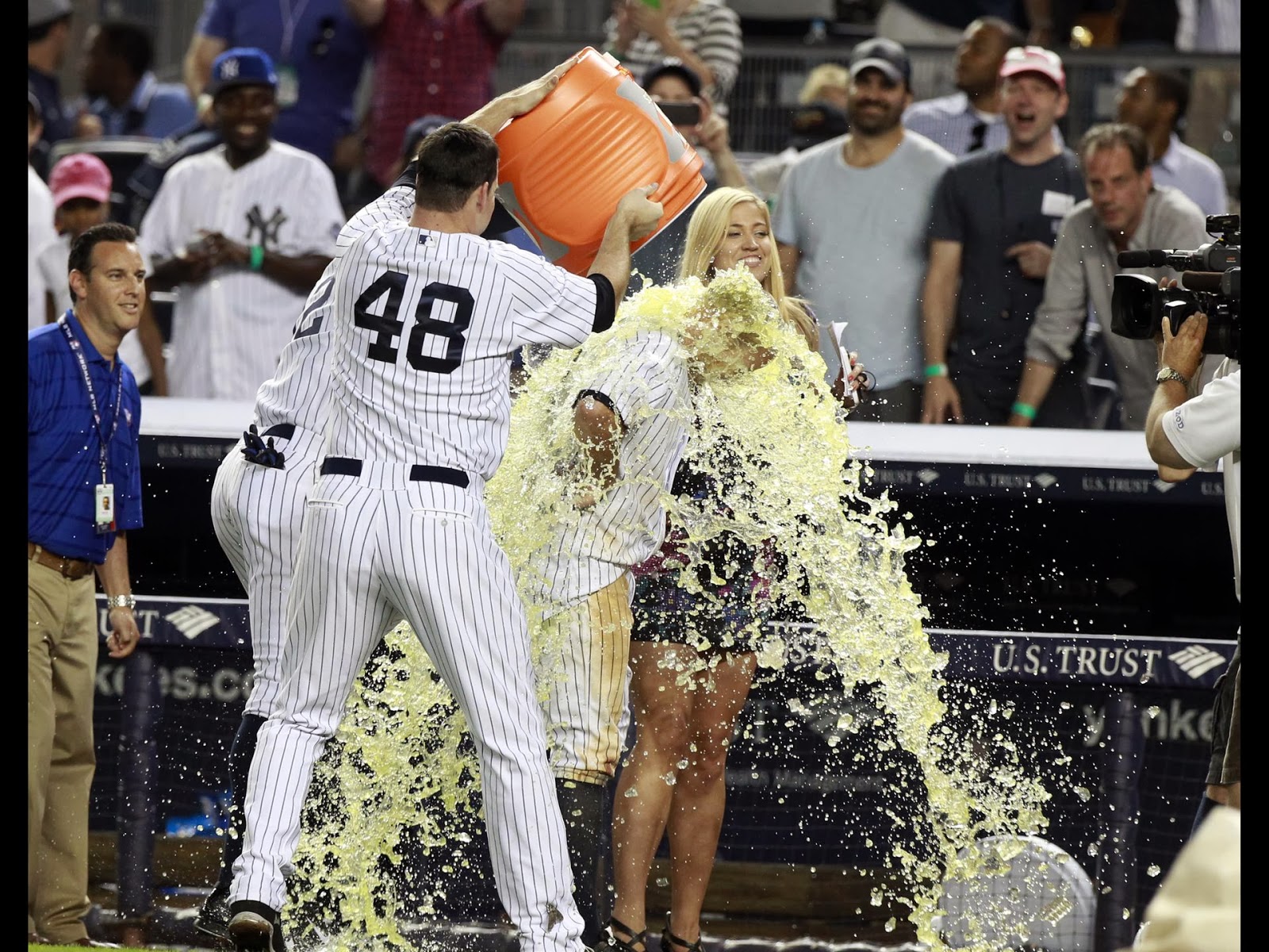 Gatorade Baths: Meredith Marakovits watches Brett Gardner get a taste ...