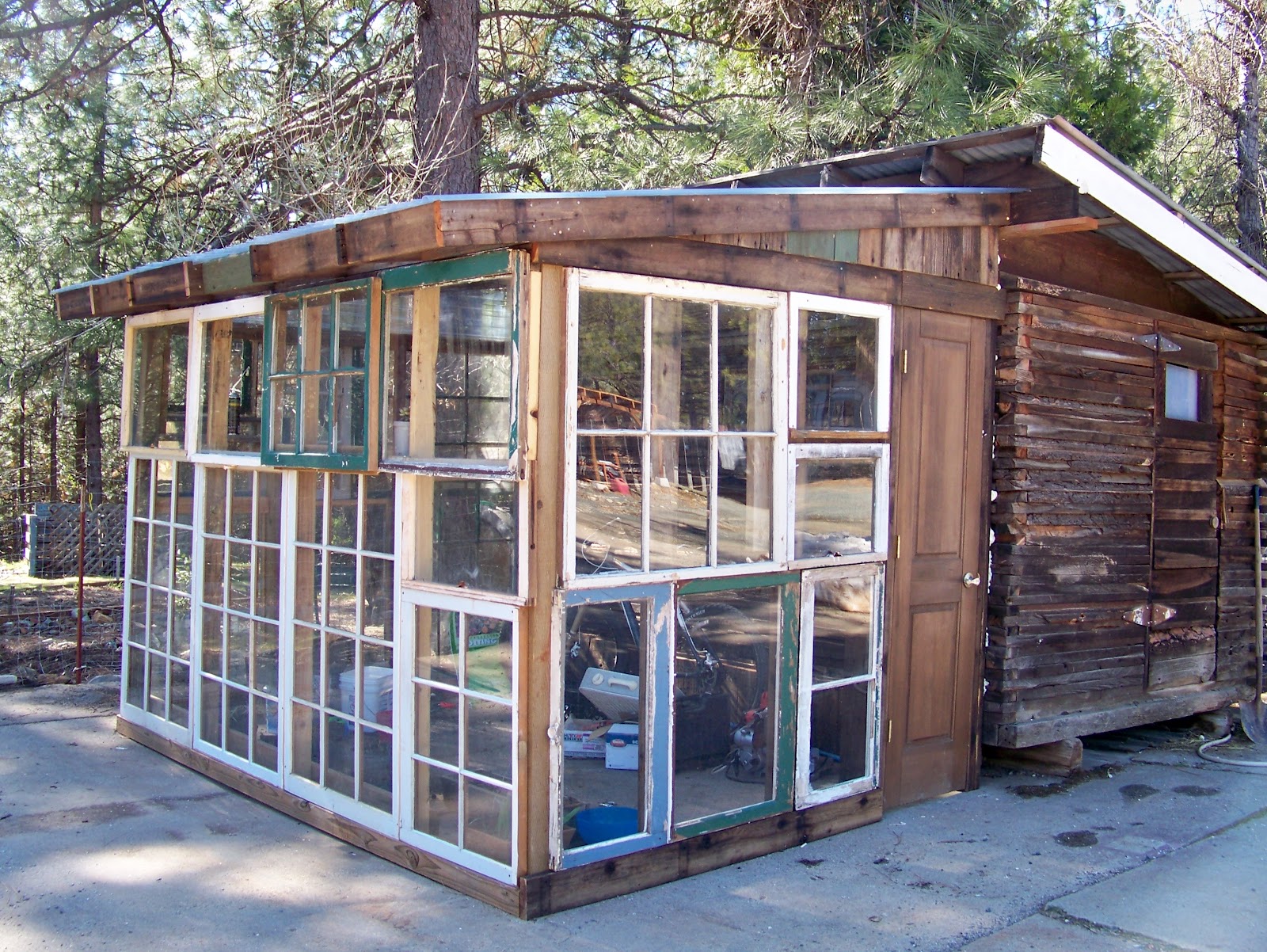 The Gardner's Dirt: Windows Repurposed...Greenhouse!