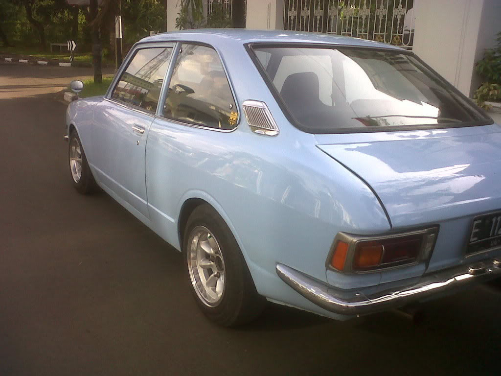 Toyota Corolla KE20 Coupe | Gambar Mobil Klasik dan Antik