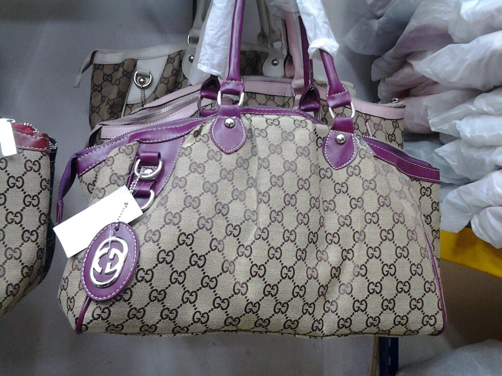 FAZJUE ENTERPRISE: Beg Tangan GUCCI Gred A