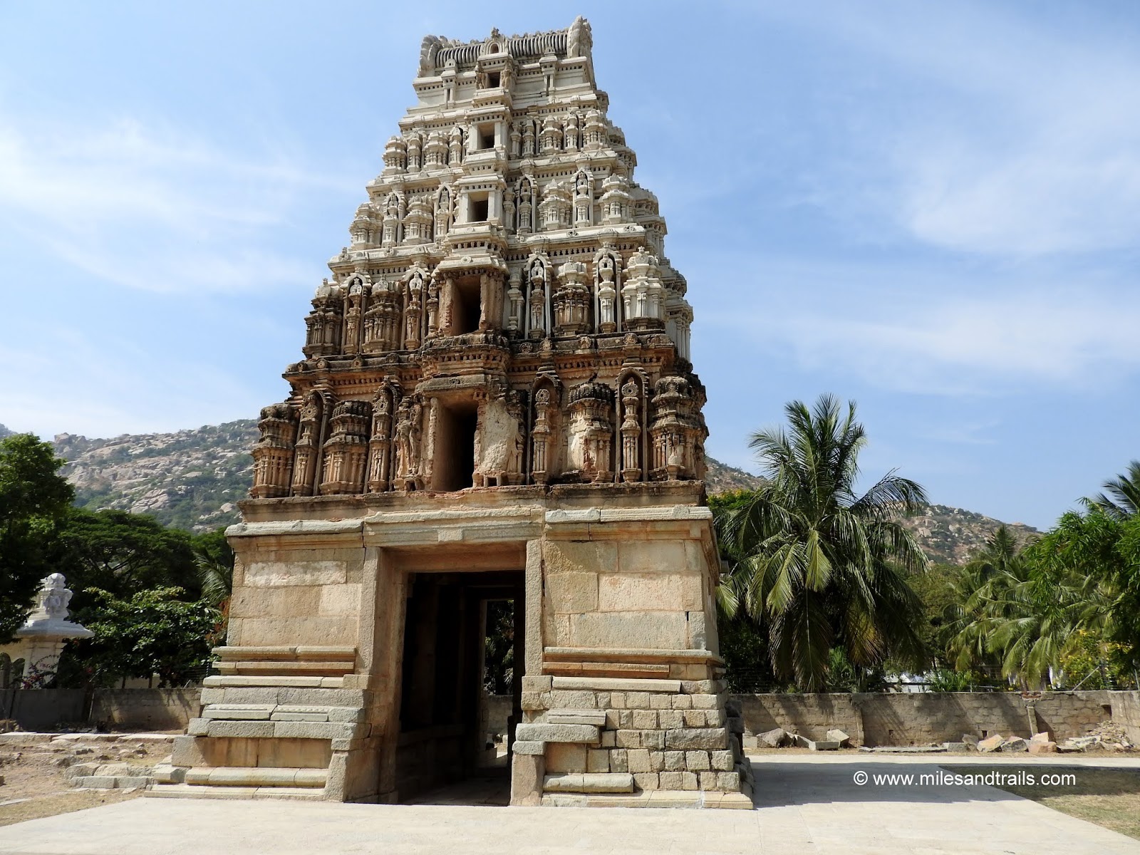 Miles and Trails: Saluva Timmarasu Jail, Penukonda