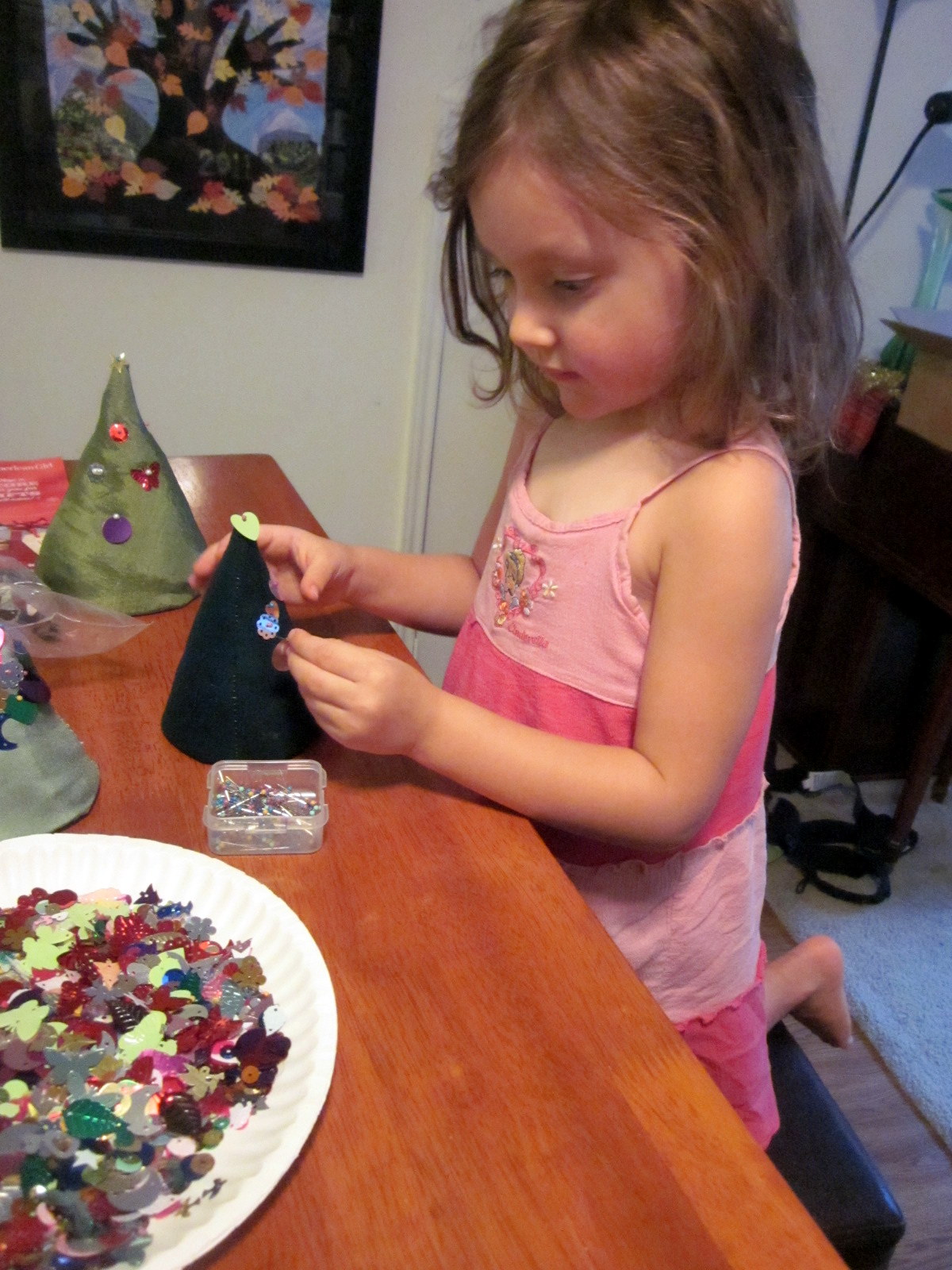 The Idea Book: Pin cushion tree craft