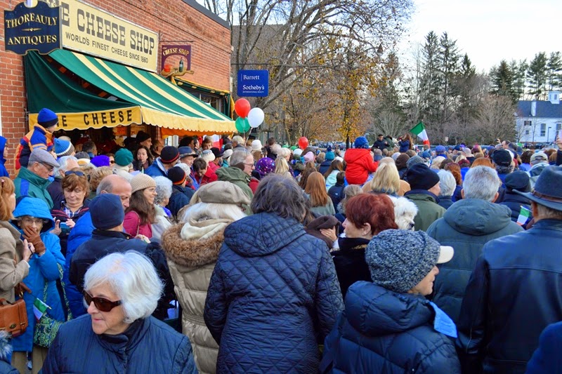 Capadia Designs: Crucolo Cheese Parade in Concord