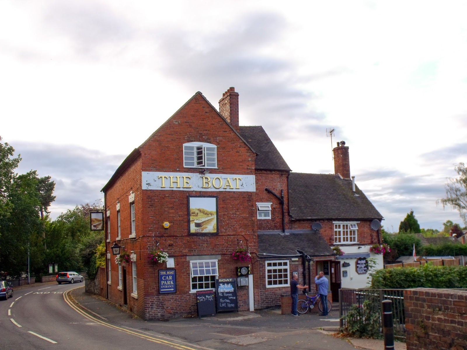 Pubs: Then & Now: #207 The Boat, Penkridge, Staffordshire : 1991 to 2016