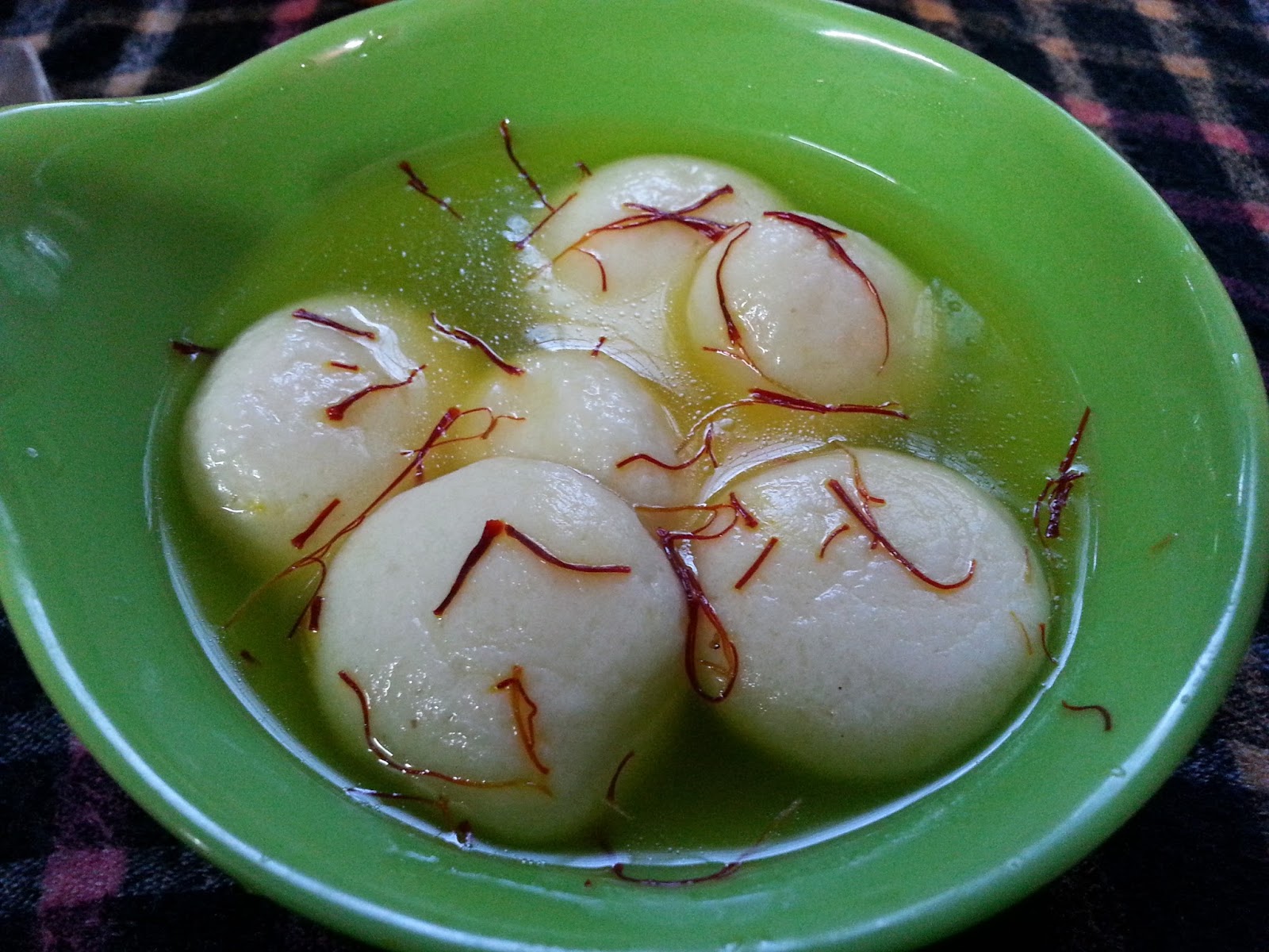 Rasgulla recipe| How to make rasagula at home easily | Kunjaminas Recipes