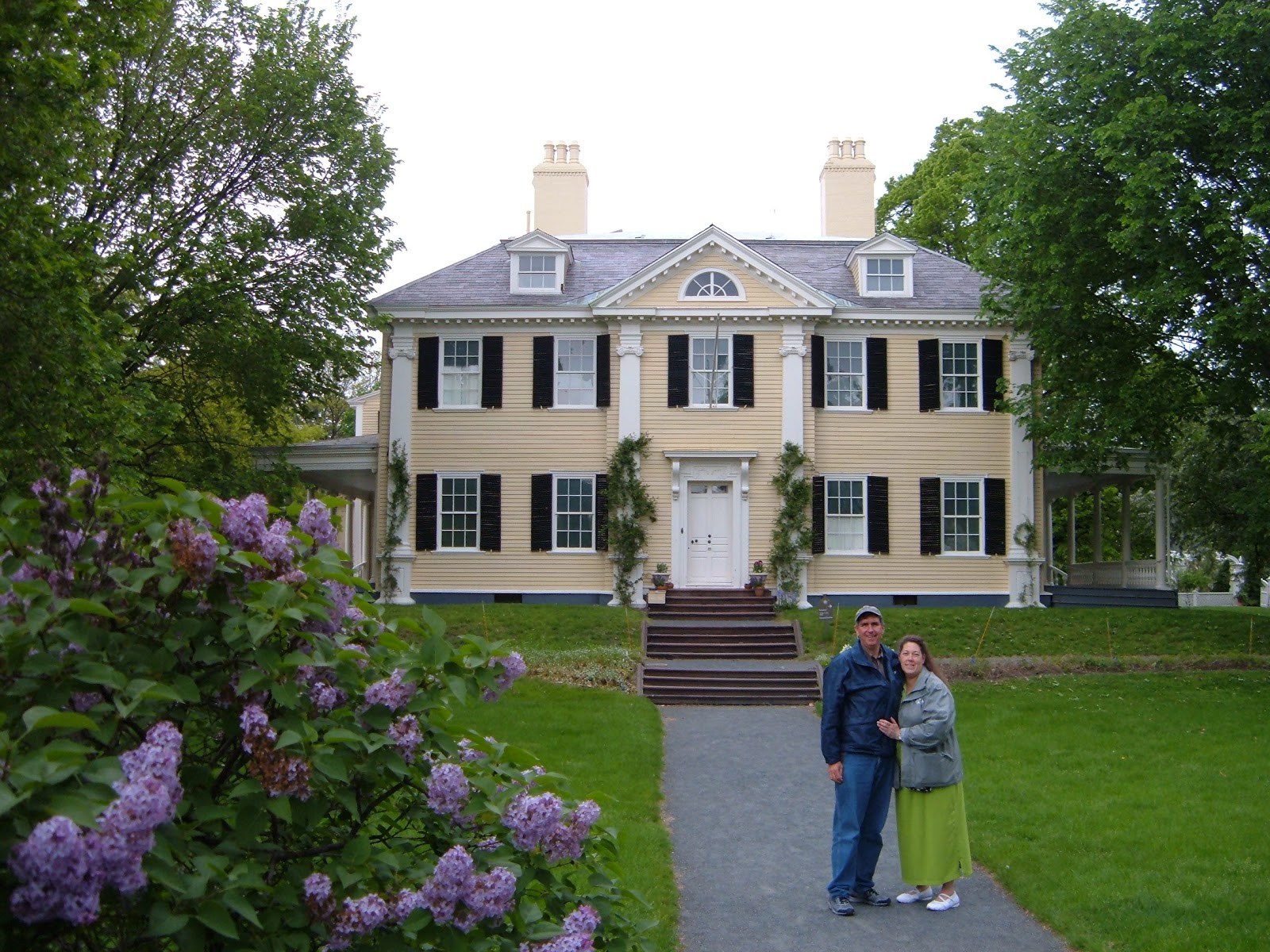 BigSurveyor: Henry Wadsworth Longfellow house in Cambridge MA