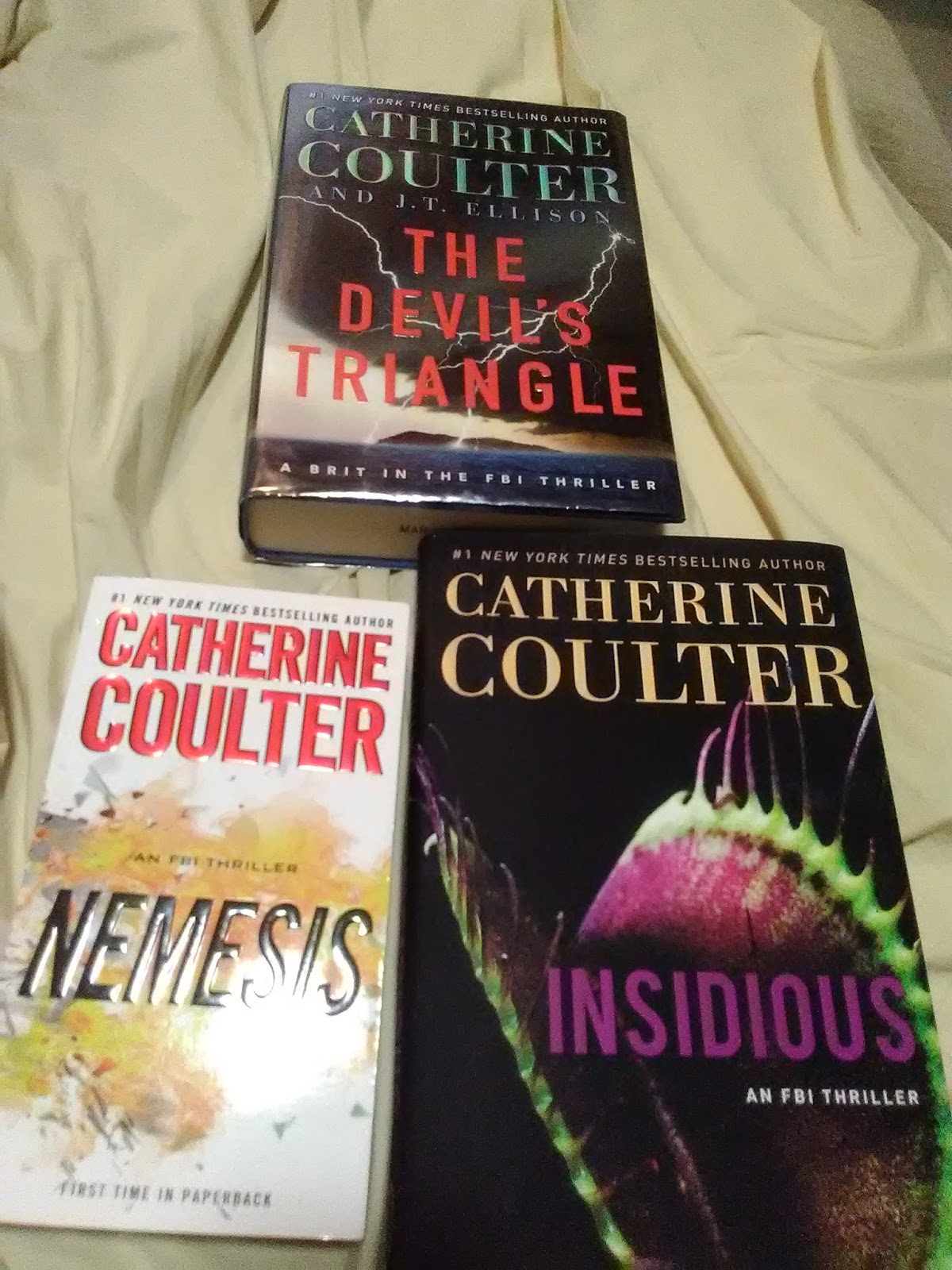IN THE KNOW WITH RO: SAY HELLO TO BEST SELLING AUTHOR: CATHERINE COULTER