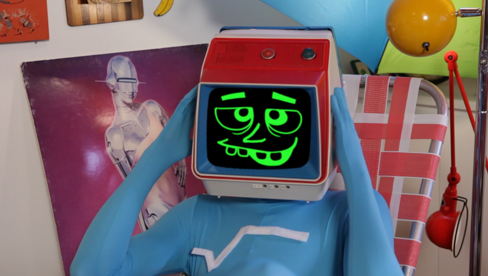 Frankies Apartment Computer Head
