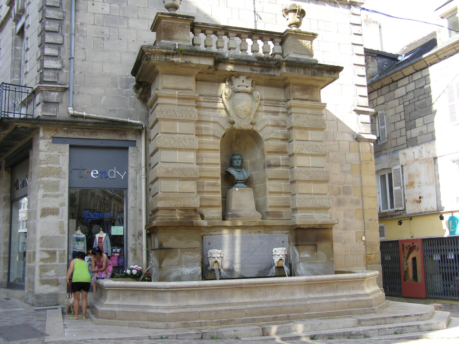 Portal AuToCaRaVaNiStA: BRIVE-LA-GAILLARDE - LIMOUSIN - FRANÇA