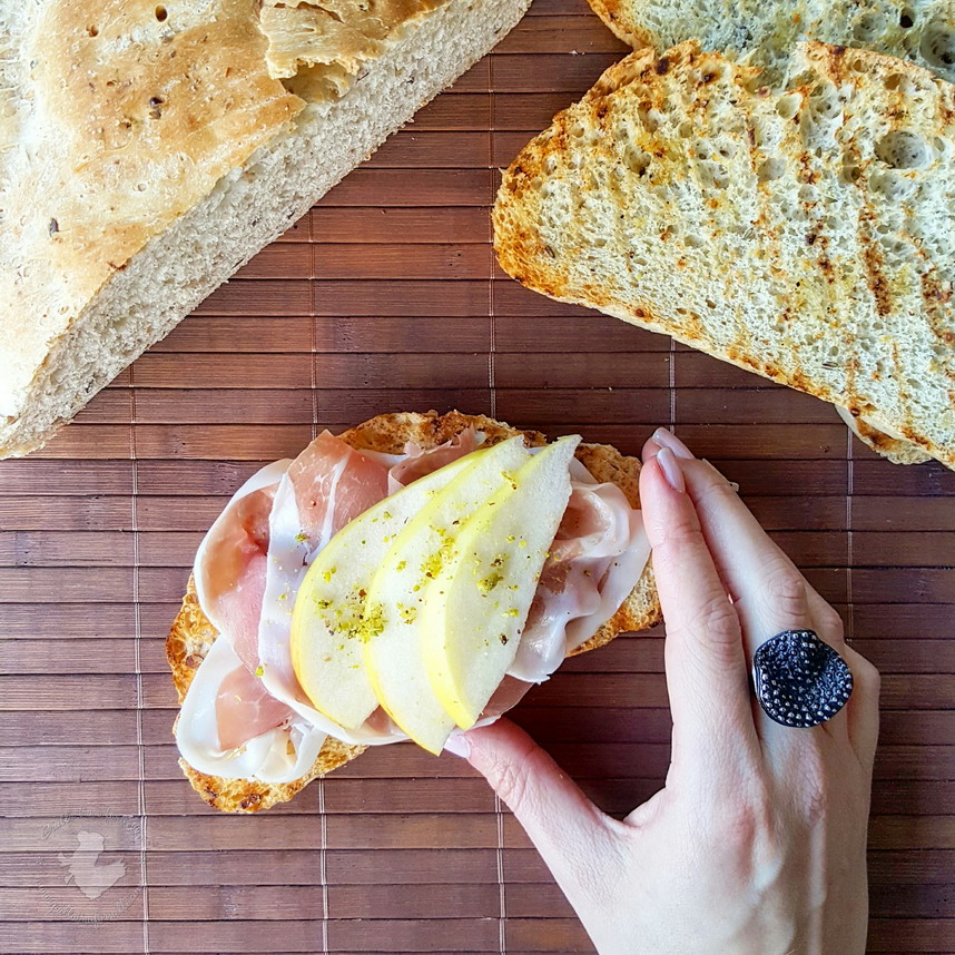 Gialla tra i fornelli: Pane rustico con prosciutto crudo, mele e ...